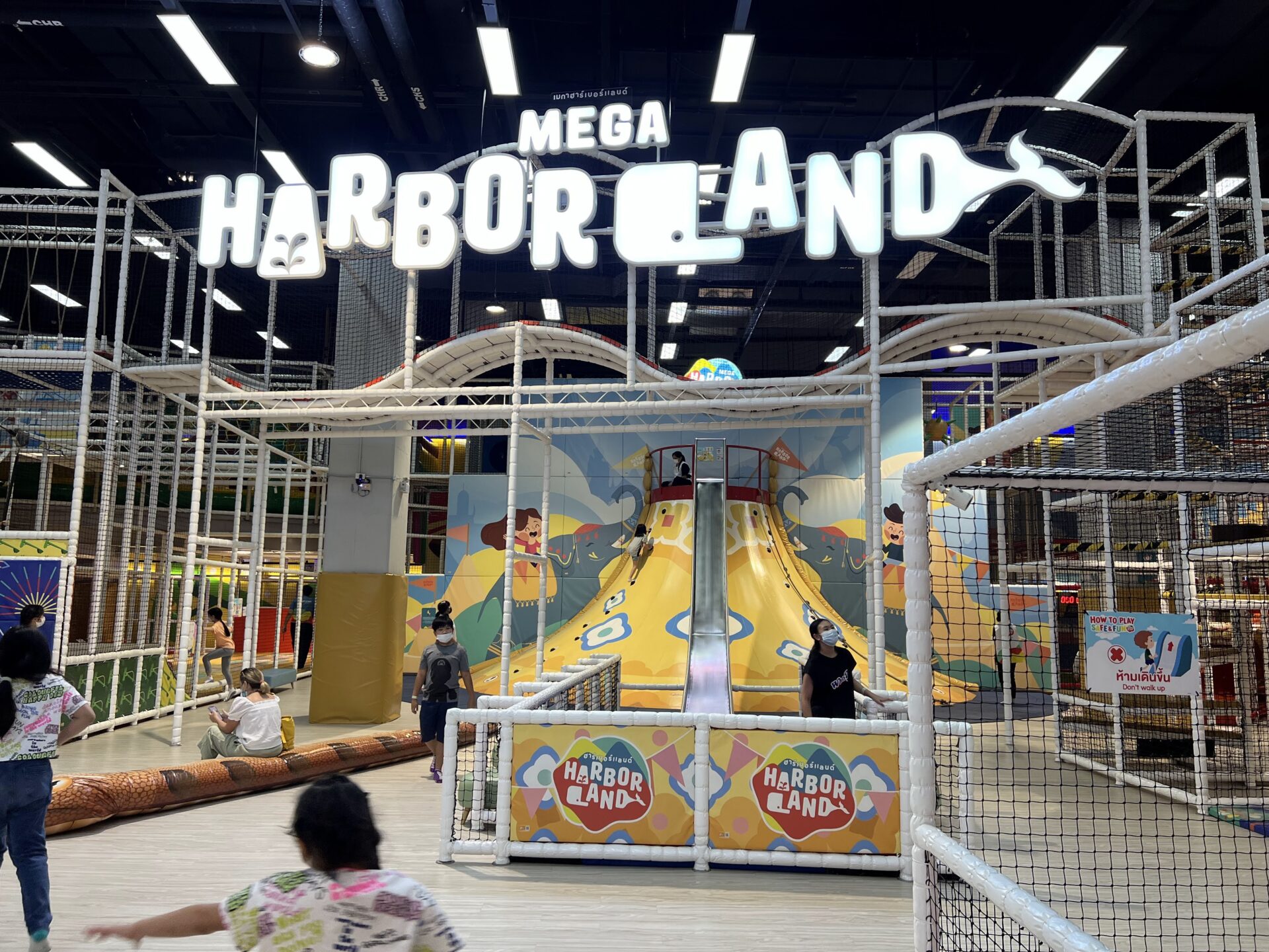Mega HarborLand@ICON SIAM - サバーイサバーイ バンコク生活blog